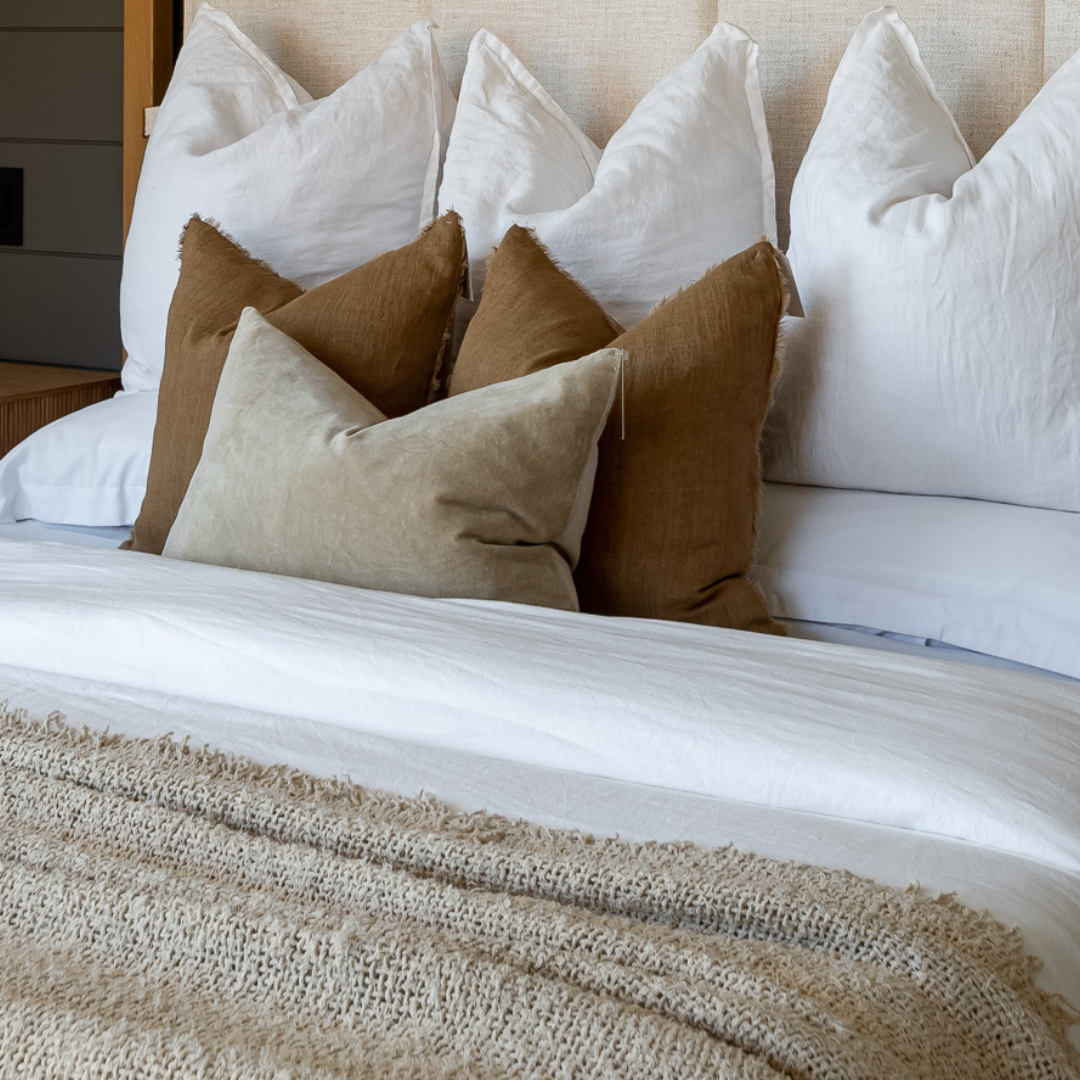 Sable Fringe Throw - Natural– Landen Furniture & Decor